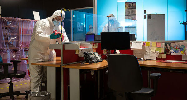 Identifying Vacuum Pump Failure: 6 Common Signs to Watch Out For – High ...